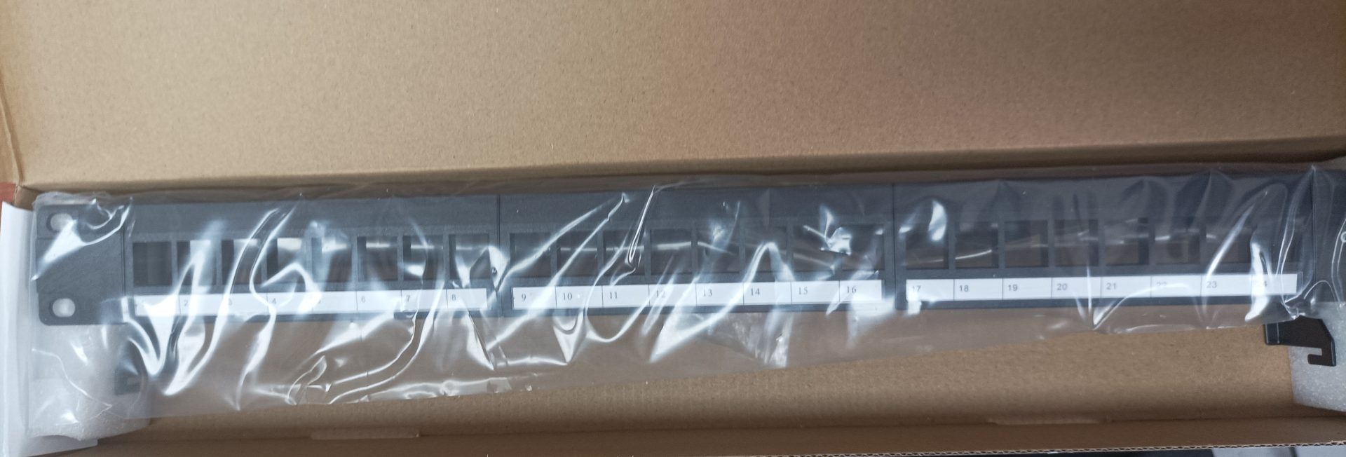 Panel descargado 24 posiciones | ProNet Tecnología -Uruguay